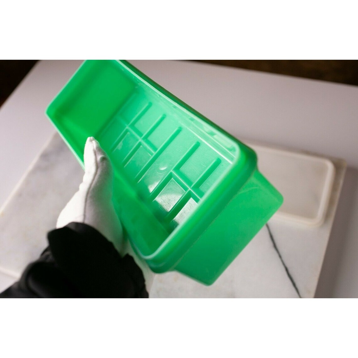 Vintage TUPPERWARE Green Celery Keeper Crisper Container 892-3 With Lid ...