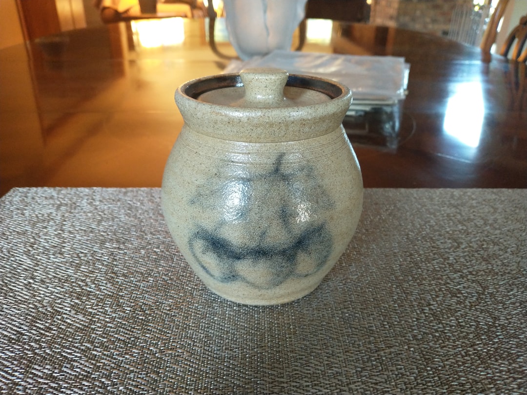 Vintage Newton Pottery Stoneware Salt Glaze Jar With Lid Strawberry ...