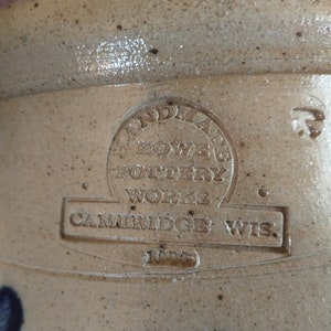 Vintage Rowe Pottery Stoneware Salt Glaze Lamp Apple Motif Table Lamp ...