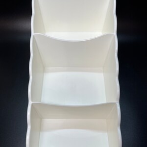 Tupperware White Hard Plastic Tiered Spiced Seasoning Sauce Packets ...