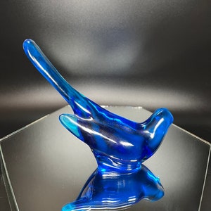 Fenton Glass Long Tailed Cobalt Blue Bird Figurine Fenton Stamped ...