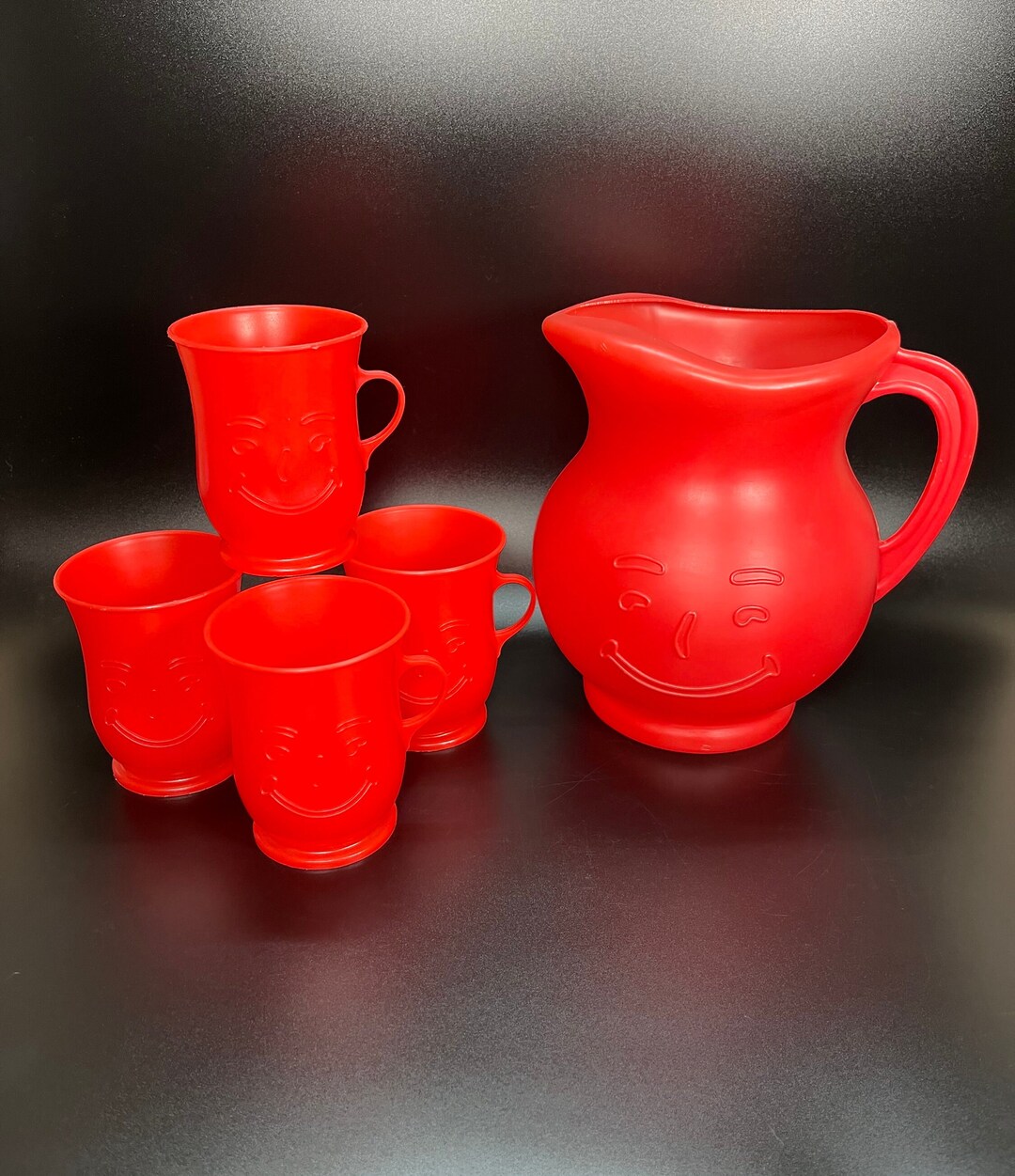 Kool-aid Man Red Plastic 2 Quart Pitcher With 4 Plastic Smiling Mugs ...