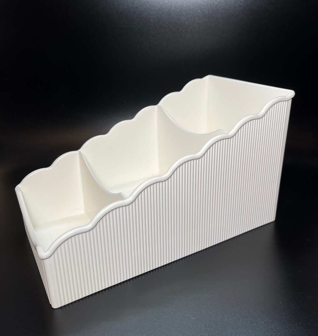 Tupperware White Hard Plastic Tiered Spiced Seasoning Sauce Packets ...