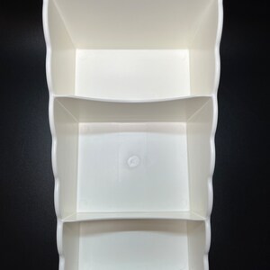 Tupperware White Hard Plastic Tiered Spiced Seasoning Sauce Packets ...