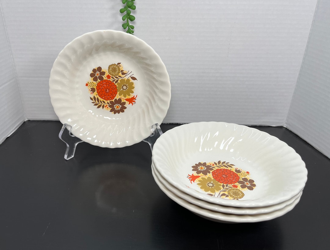 Scio Pottery Comp. Ironstone Dinnerware Tempo White Swirl 4 Pc Soup ...