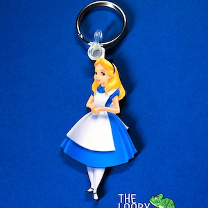 Alice in Wonderland Keyring - Classic Alice Keyring - Keyhole Keyring ...