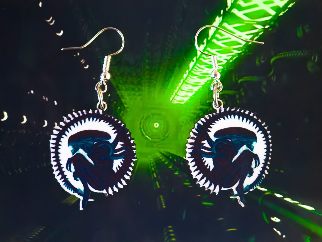 Alien Stud / Dangle Earrings - Horror Earrings - Sci-fi Earrings ...