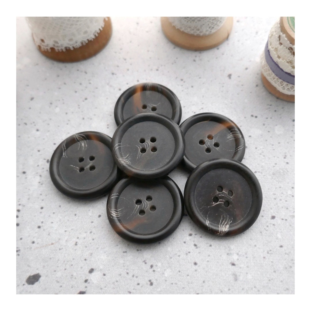 Eramosa Brown Buttons, 28mm 1-1/8 in - Darkest Brown Cross-cut Veined ...