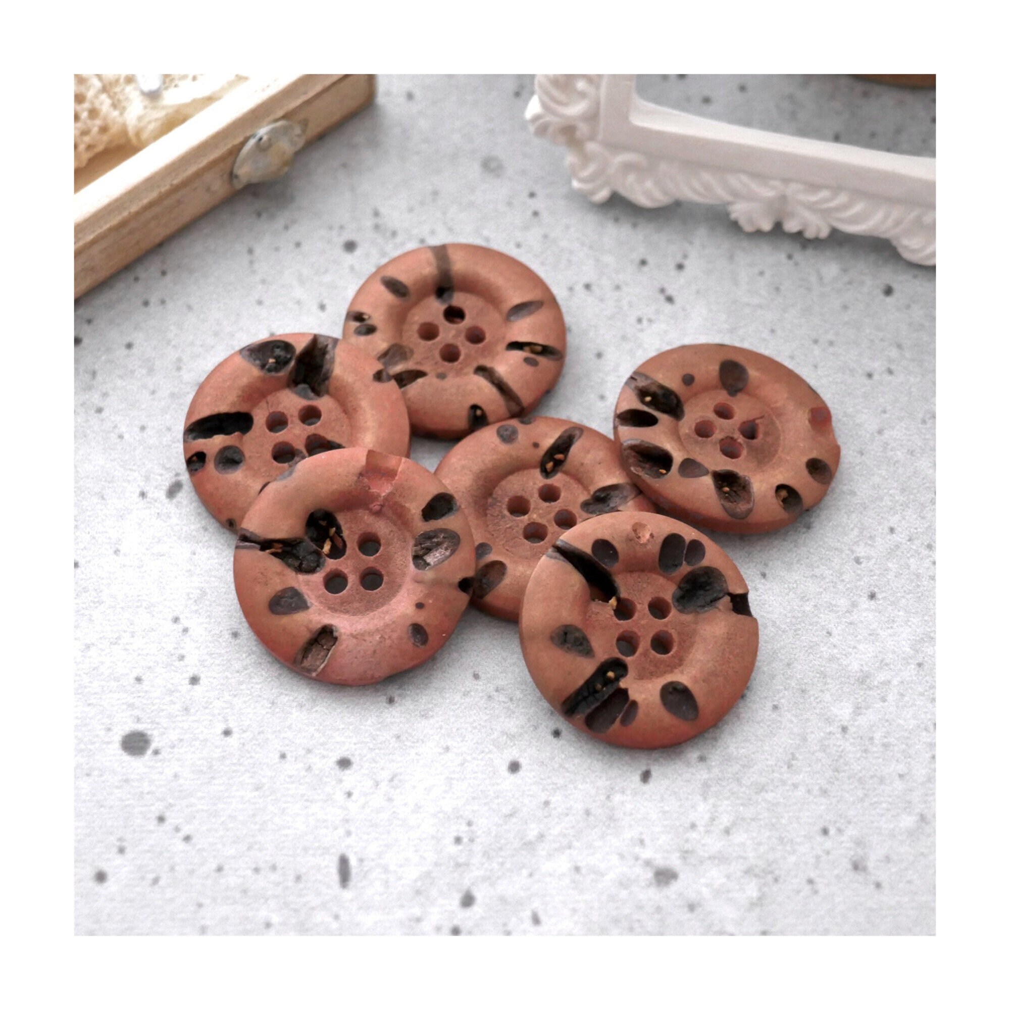 Faux Bug Bitten Buttons, 22mm 7/8 Inch Red-orange-brown Faux-wood ...