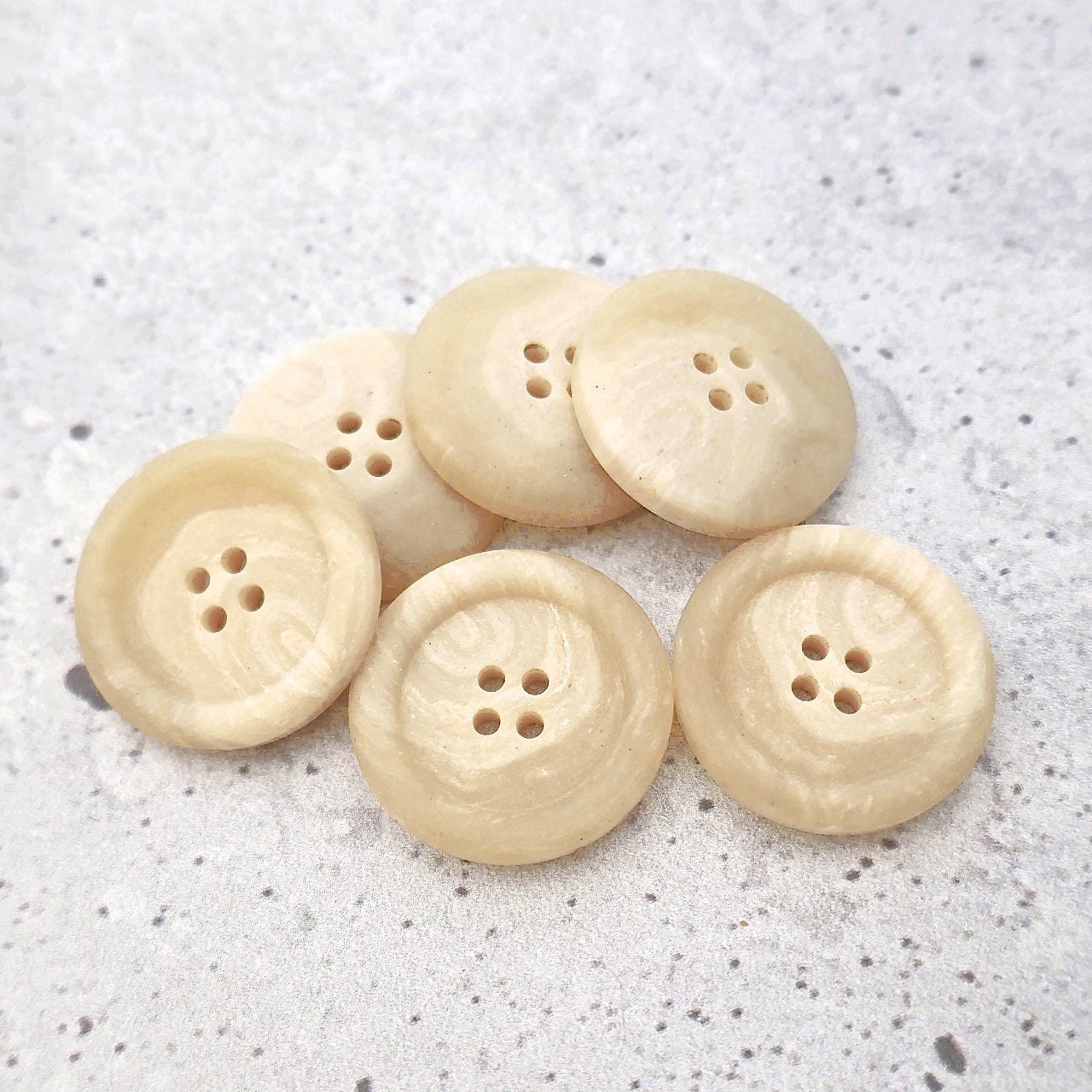 Travertine Beige Buttons, 28mm 1-1/8 In. Cross-cut Veined Faux-marble ...
