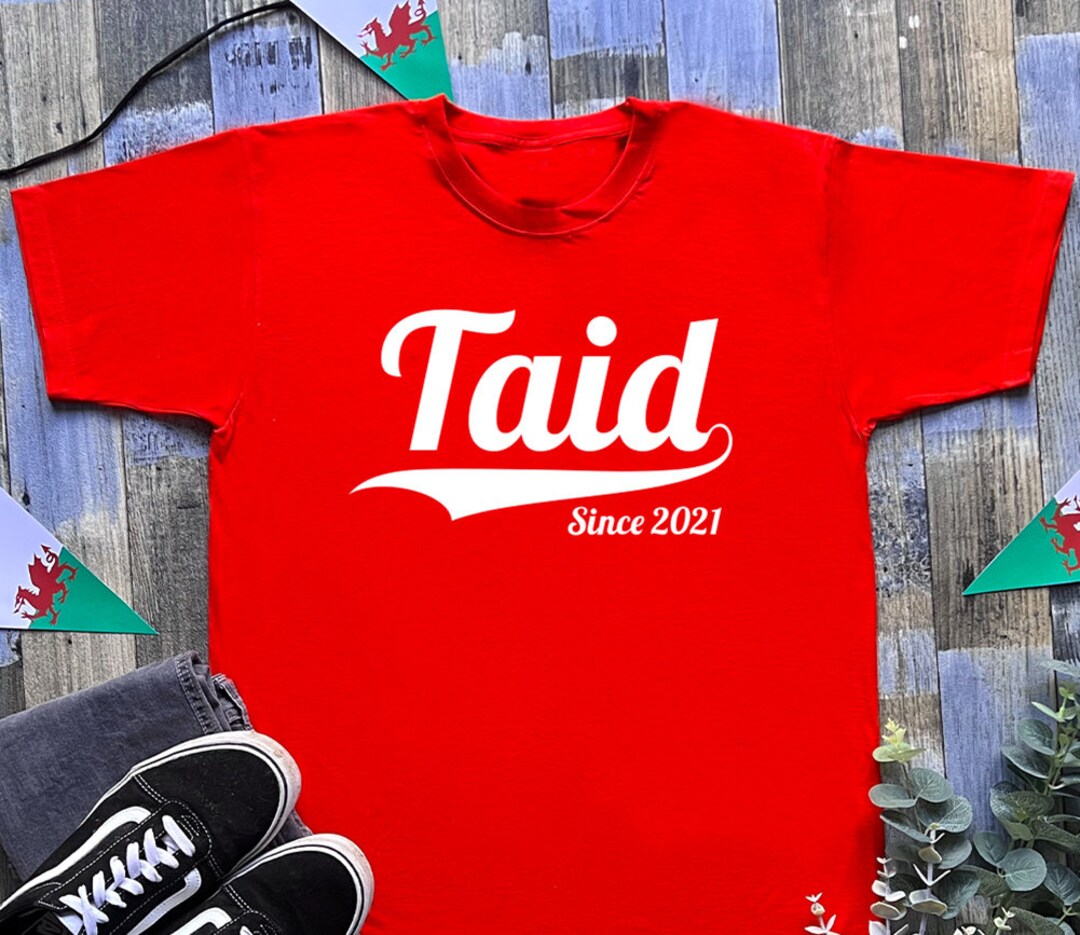 Taid Since 2021 T-shirt - Mens New Welsh Grandad Gift Top Boys Birthday ...