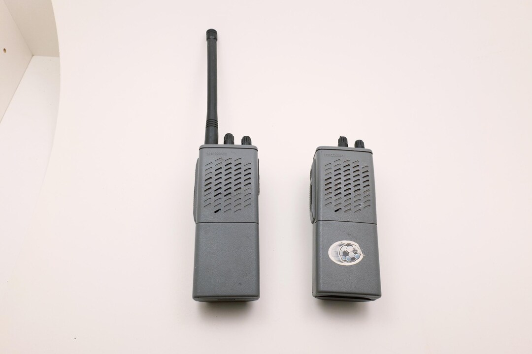 Vintage Maxon Sp-100u Two-way Radios (2 Units) With Opa-700g Batteries ...