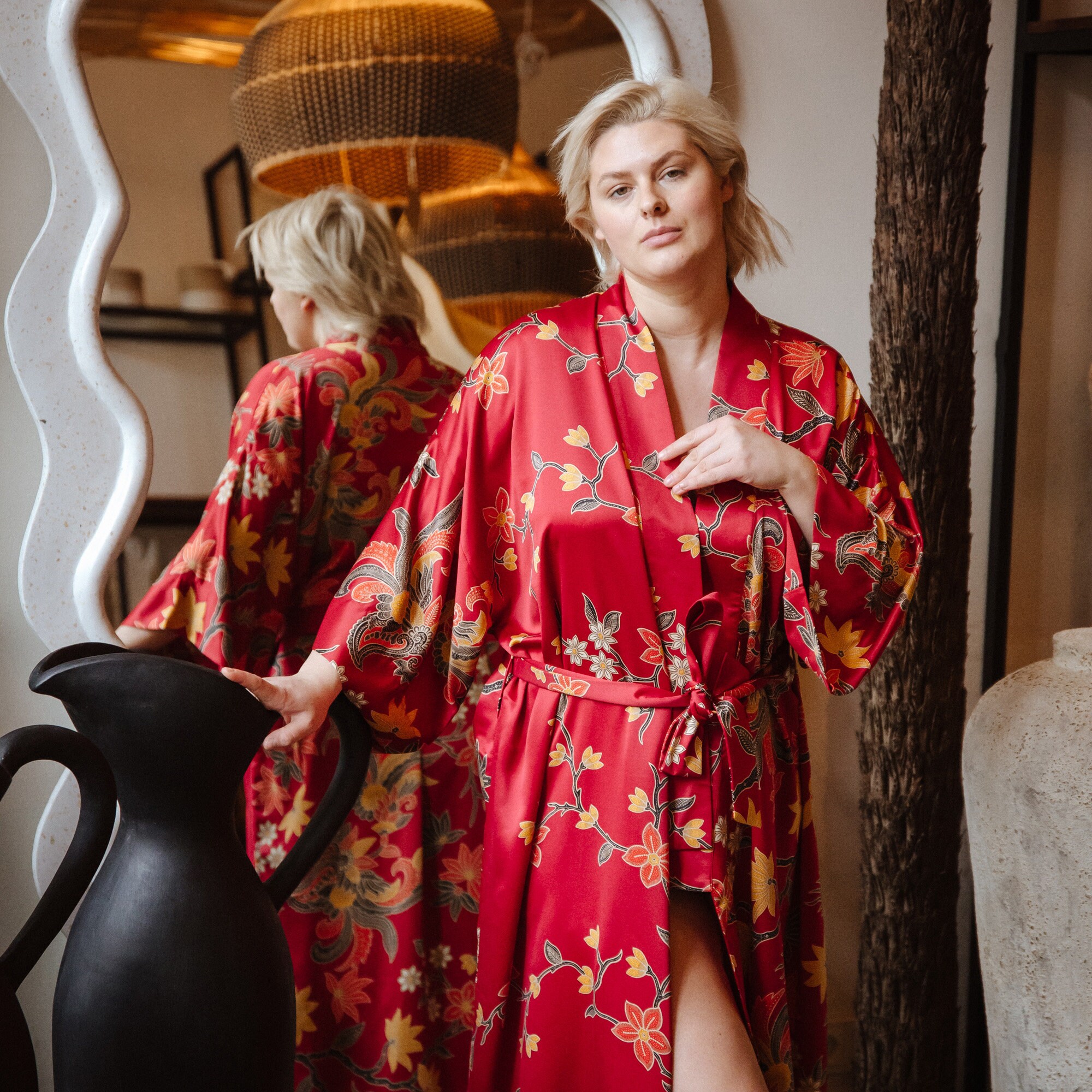 Red Plus Size Dressing Gown for Woman, Silk Blend Kimono Robe for Curvy ...