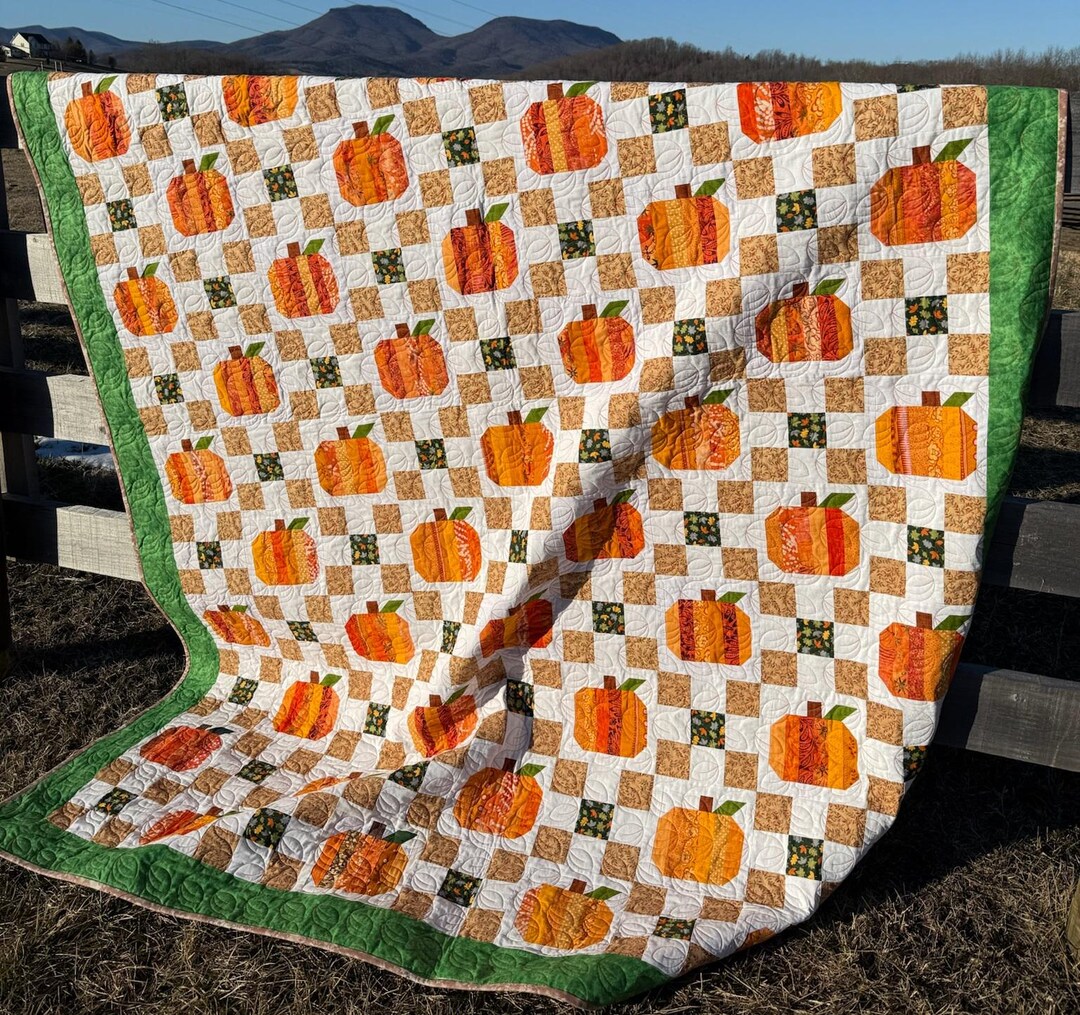 Cozy Autumn Pumpkin Patch Quilt 98"x76" - Etsy