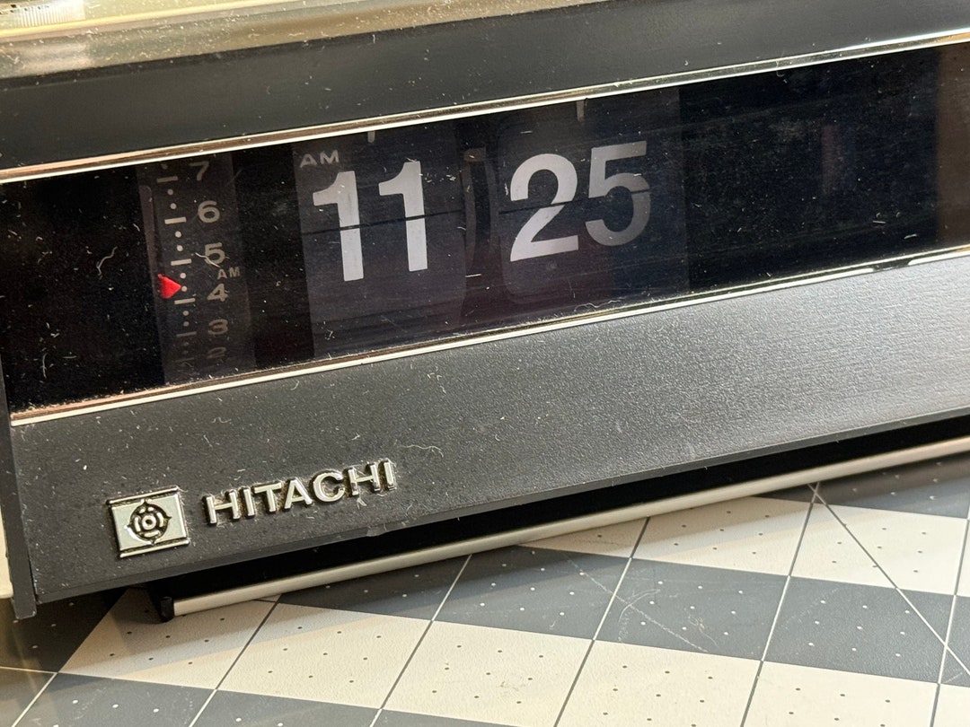 Vintage Hitachi KC-770 Flip Clock & Radio Good Condition function ...