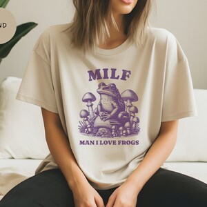 Man I Love Frogs T Shirt, Retro Animal Meme Tee, Vintage Graphic Shirt, Funny Sarcastic T Shirt ...