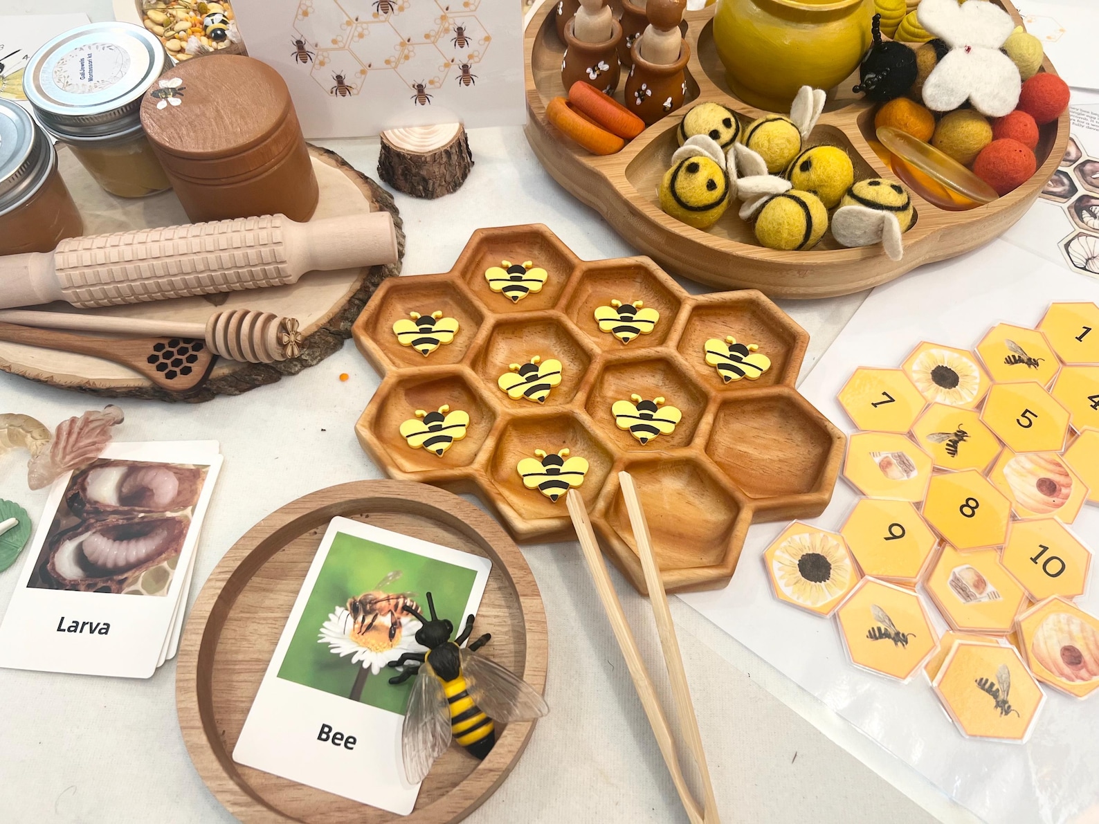 Montessori Bee Activity Kit: Wooden Honeycomb, Sensory Play, Fine Motor ...