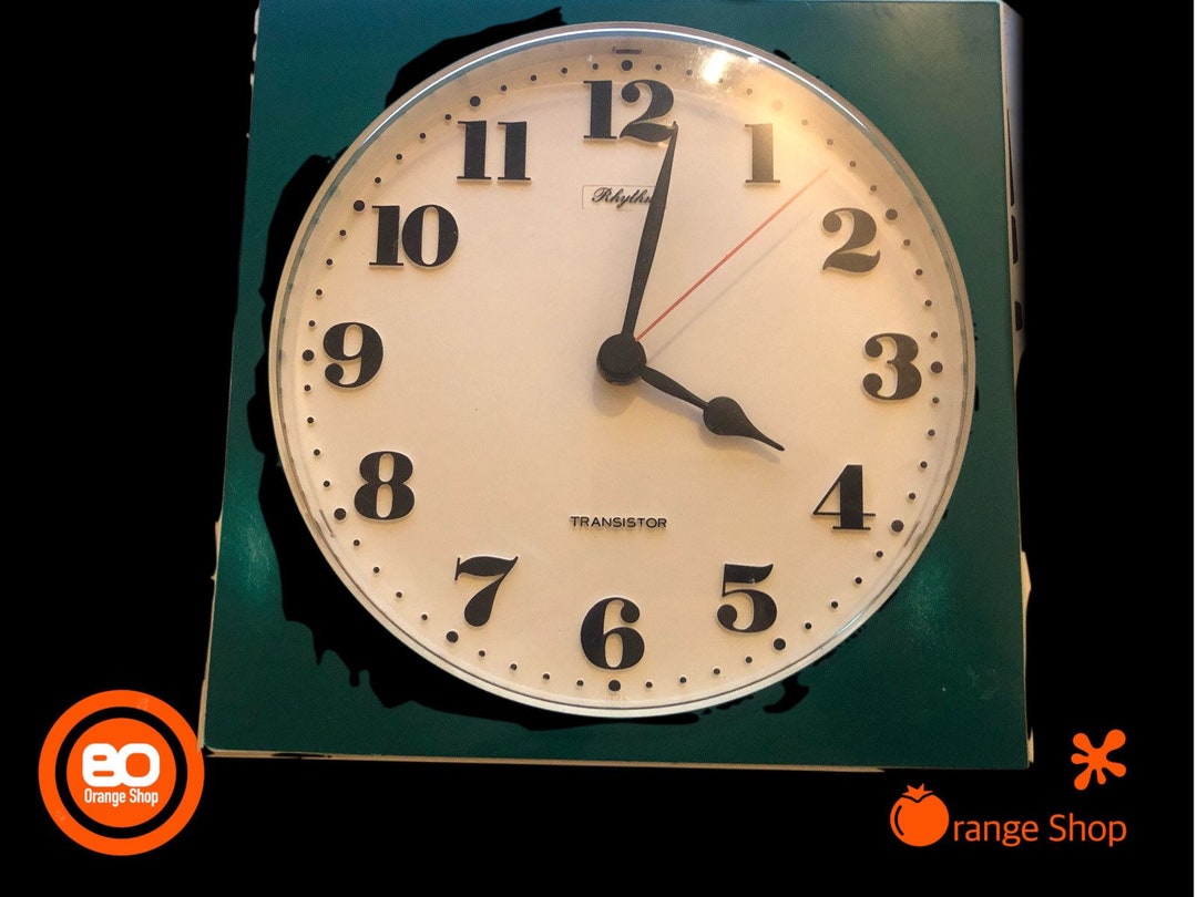 1970s Rhythm Transistor Stylish White-green Wall Clock Kitchen Clock ...