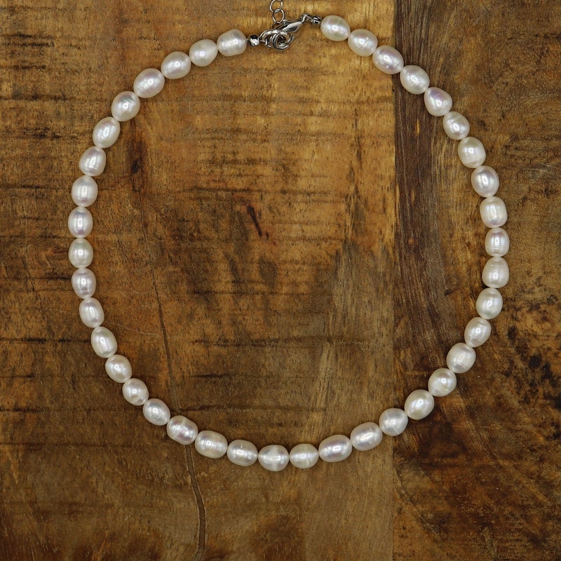 Oval Pearl Necklace - Etsy
