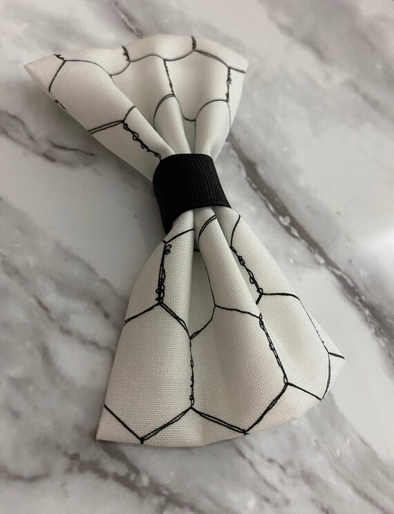 White Chicken Wire Hair Bow Chicken Coop Hen House Farm - Etsy