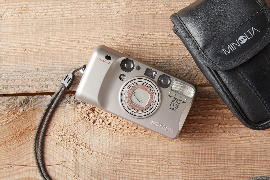Minolta Freedom Zoom 115 DATE - Point and Shoot 35mm Film Camera (fully ...