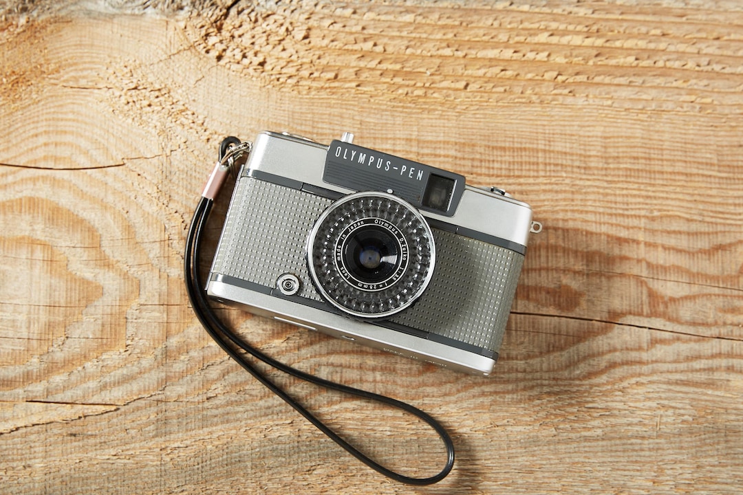 Olympus Pen EE2 "half Frame" Rangefinder Camera (fully Tested and 100% ...