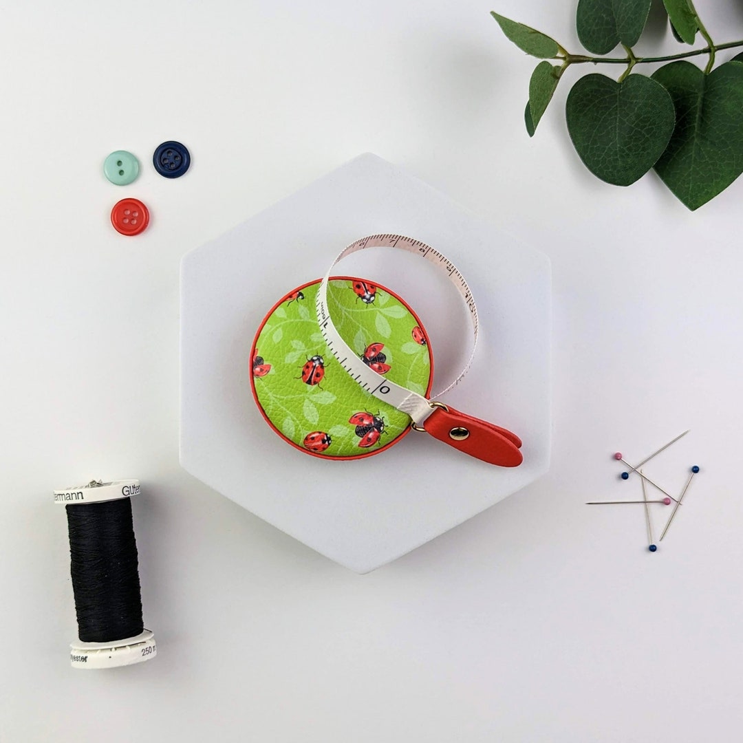 Mary Lake Thompson Ladybugs Retractable Tape Measure, 60 Inch/150 ...