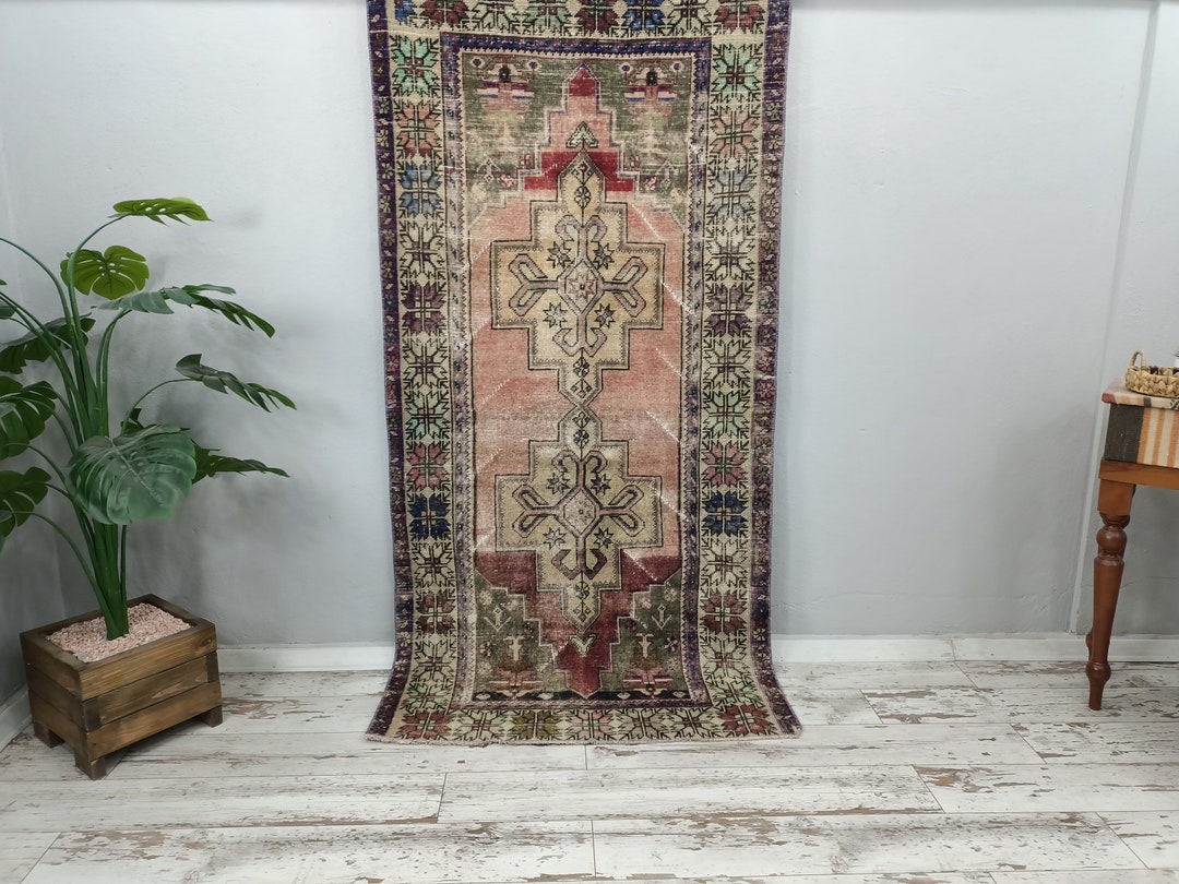 Vintage Pink Rug, Low Pile Rug, Bedroom Aesthetic, Traditional Rug ...