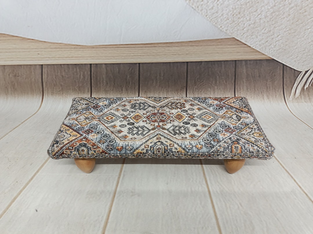 Foot Rest Pouf, Upholstered Bed Step, Multipurpose Stool, Under Desk ...