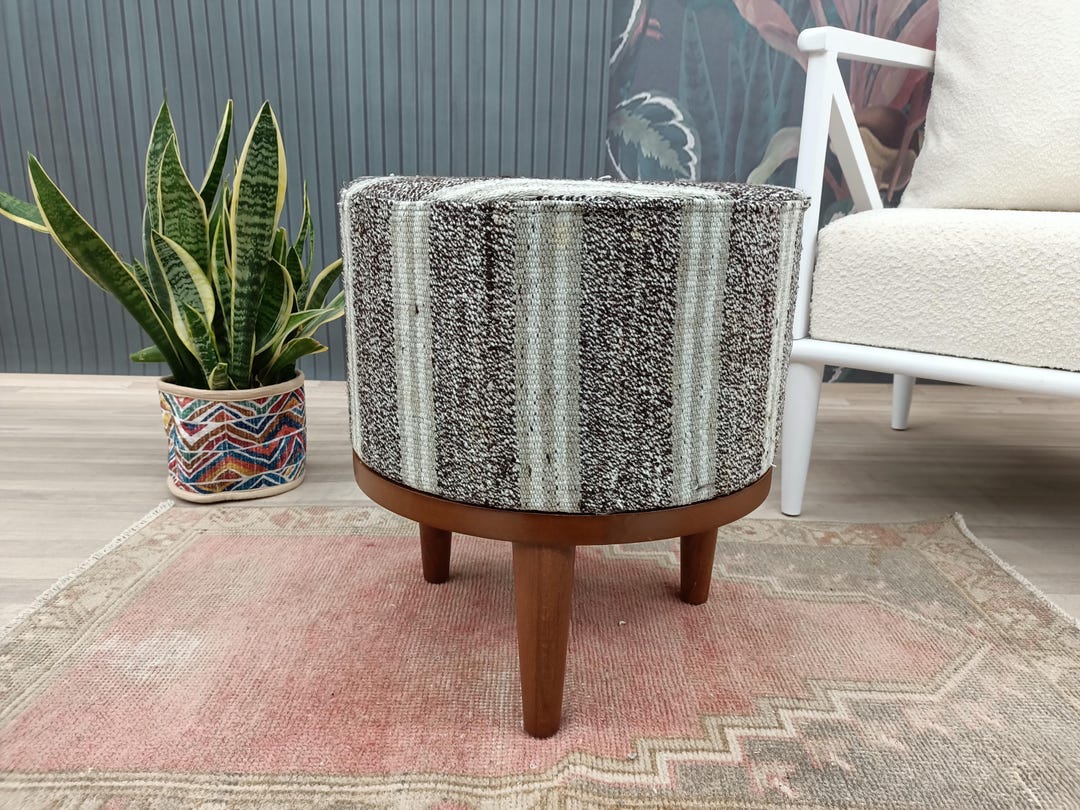 Kilim Pouf, Bohemian Footstool, Round Kilim Ottoman, Ottoman Seating ...
