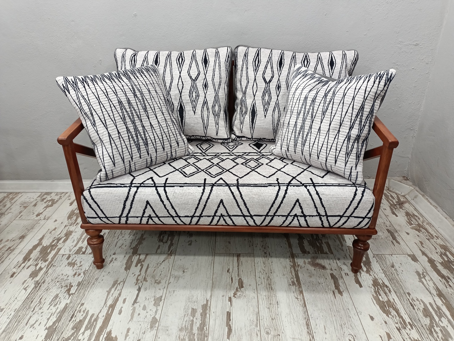 Modern Sofa, Upholstered Couch, Living Room Sofa, Soft Love Seat, Guest ...