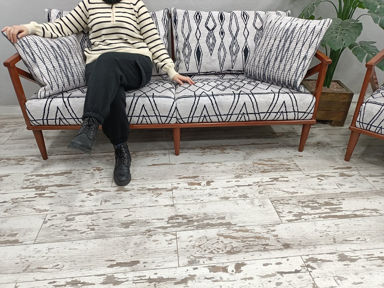 Modern Sofa, Upholstered Couch, Living Room Sofa, Soft Love Seat, Guest ...