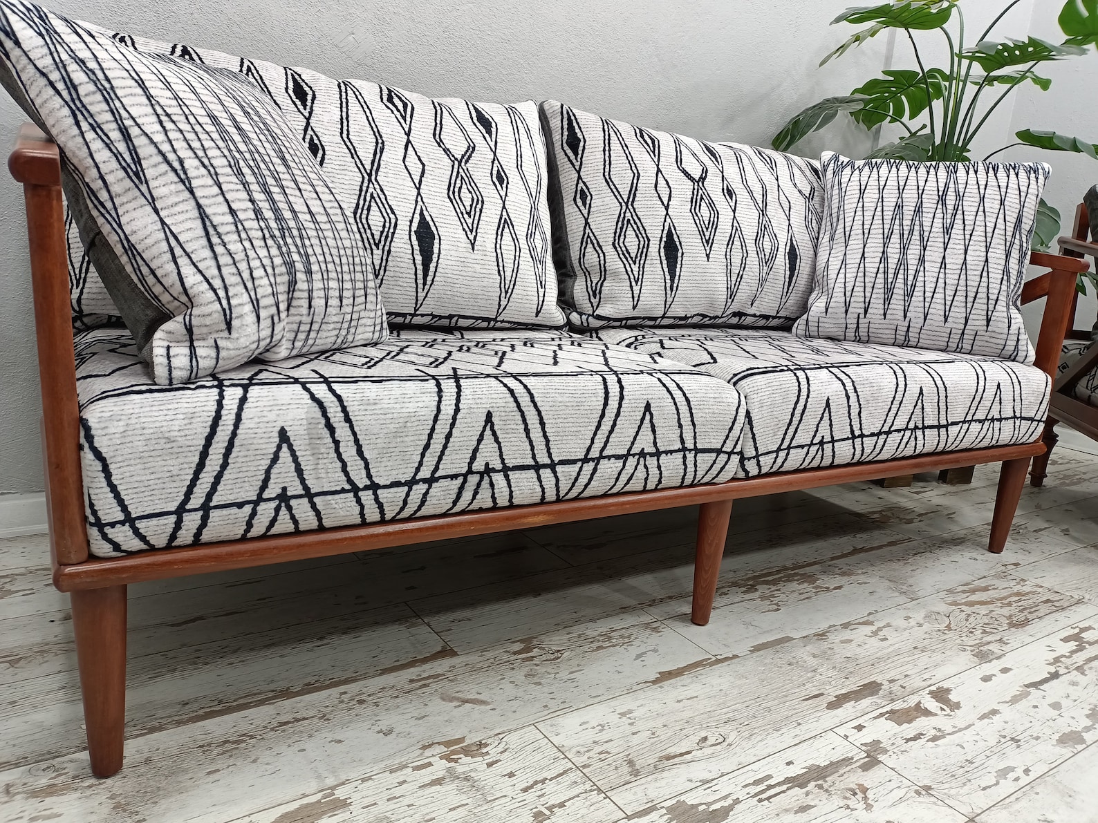 Modern Sofa, Upholstered Couch, Living Room Sofa, Soft Love Seat, Guest ...