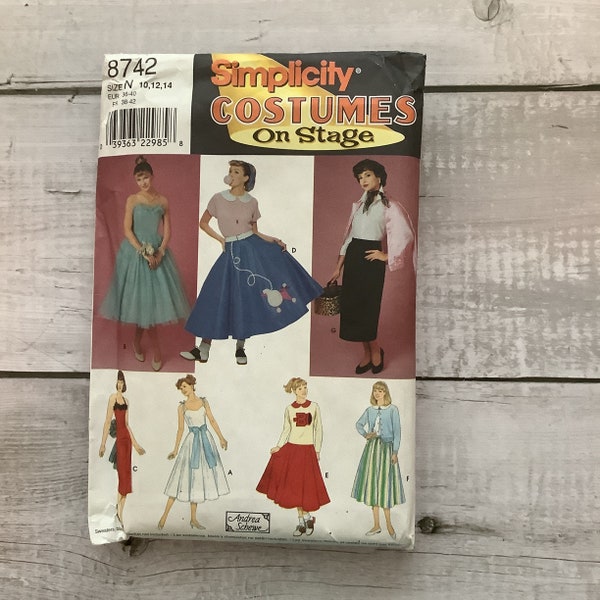 Simplicity 8742 - Etsy