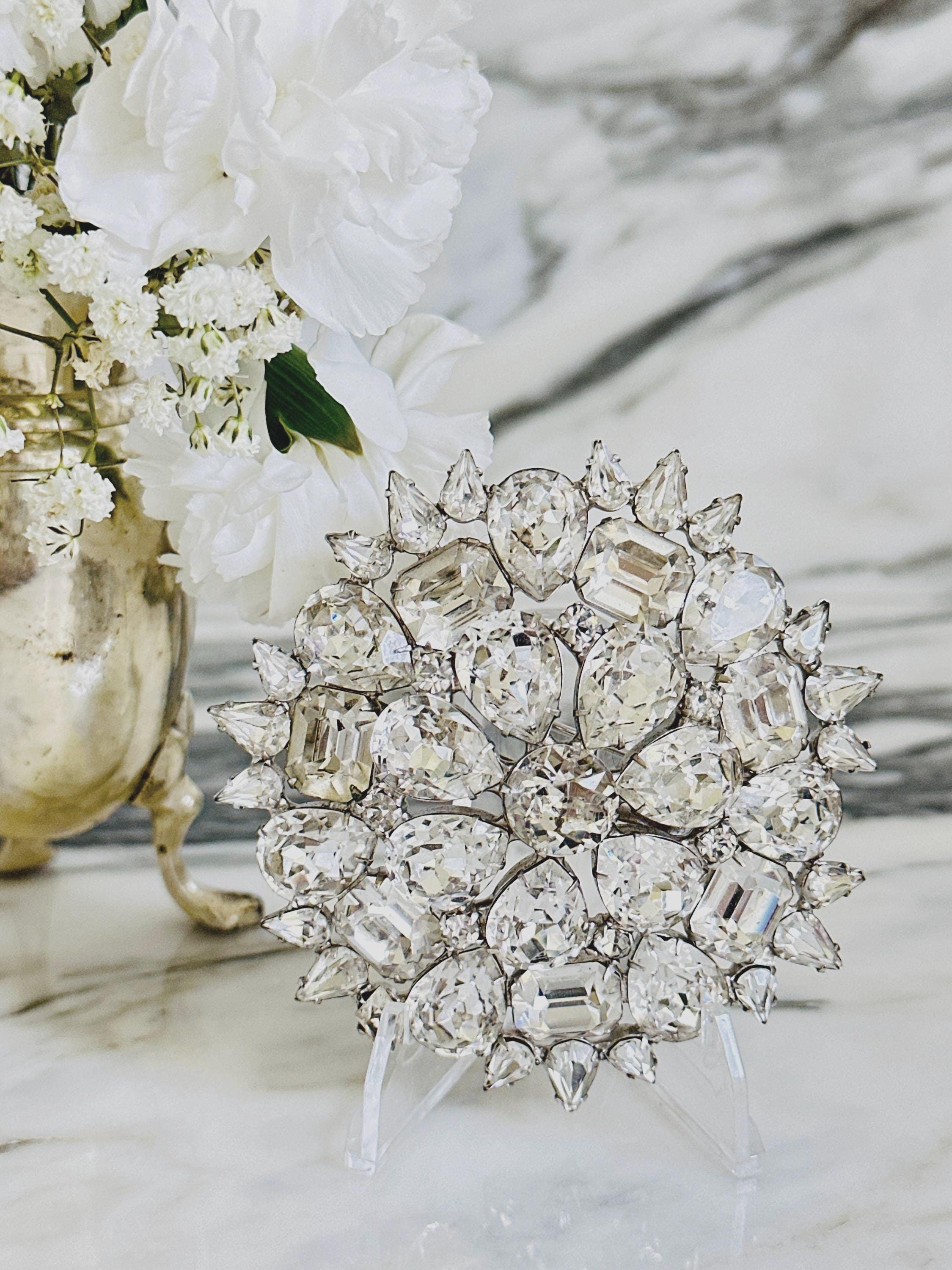Weiss Flower Brooch - Etsy Weiss Flower Brooch - Etsy