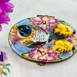 FRENCH LIMOGES Mother Duck With Two Baby Ducklings Trinket Box ...