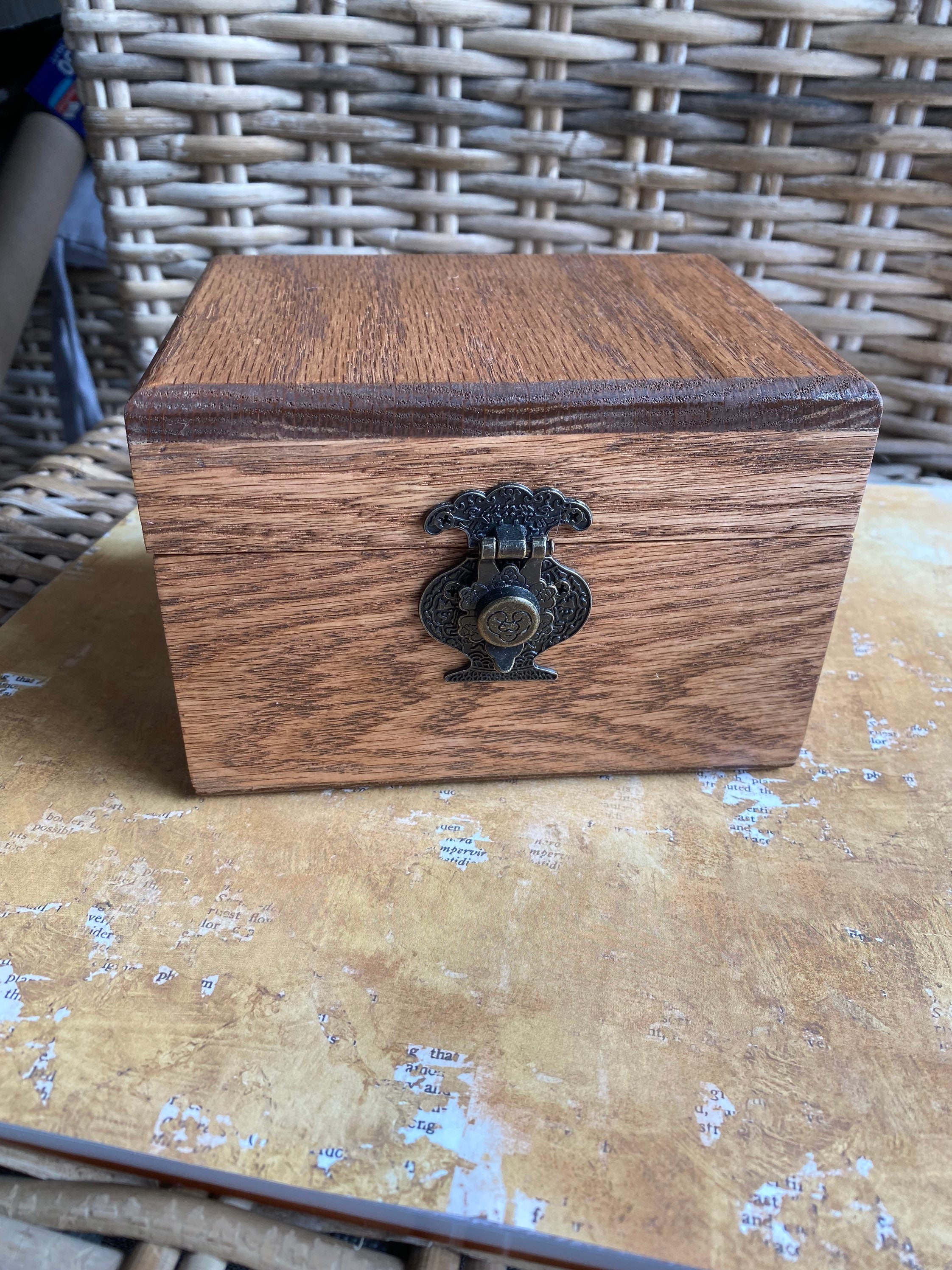 Handcrafted Wooden Oak Trinket Box - Etsy
