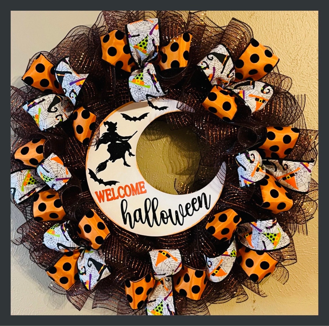 24” Welcome Halloween Witch Wreath - Etsy