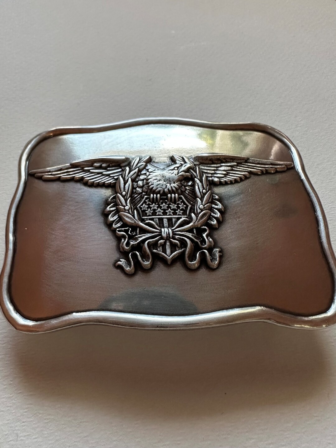 Unique Heraldic Eagle With Laurel Wreath Trophy Western Style Scallop ...