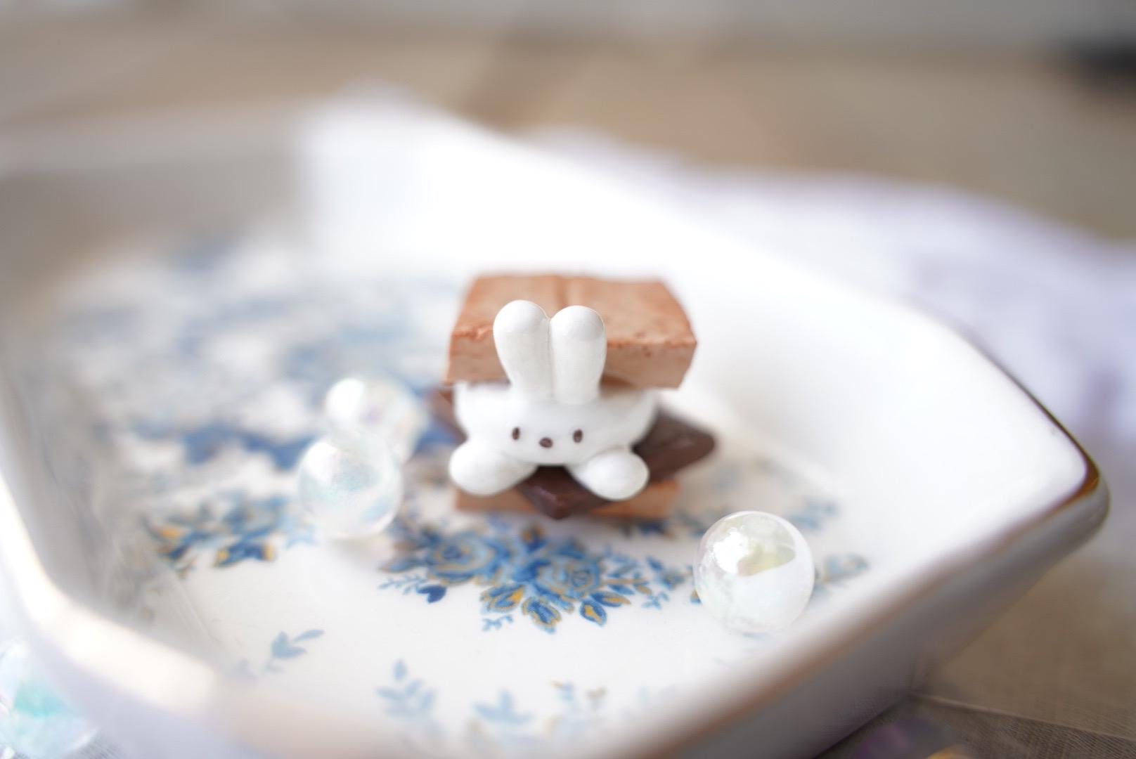 S’mores Bunny Polymer Clay Desk Pal - Etsy