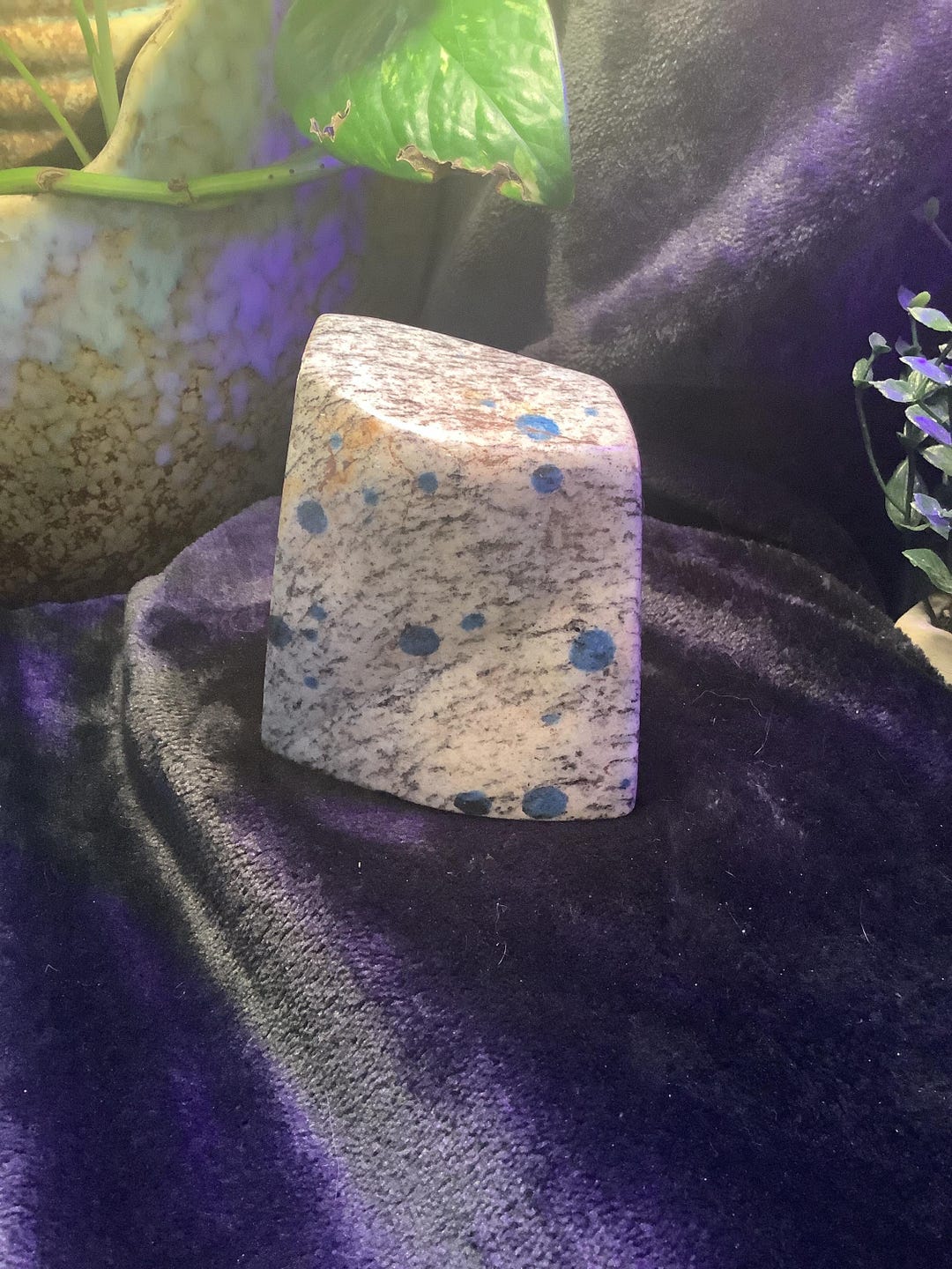 Rare K2 Crystal /K2 Granite/rain Drop Azurite Uv-reactive - Etsy