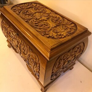 Walnut Wood Storage Chest, Hand Carved Wooden Oval Decorative Coffee ...