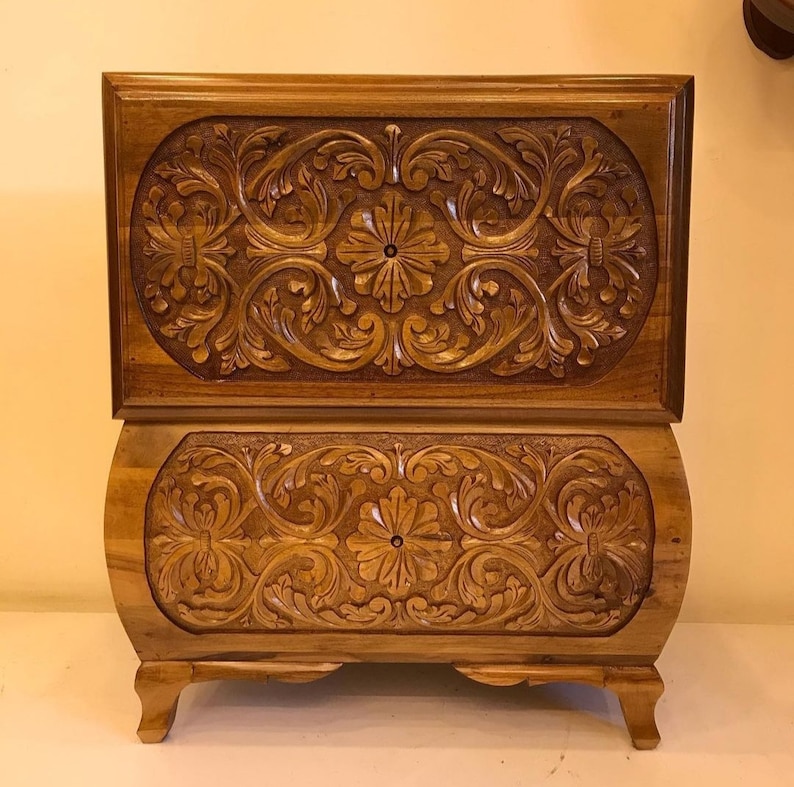 Walnut Wood Storage Chest, Hand Carved Wooden Oval Decorative Coffee ...