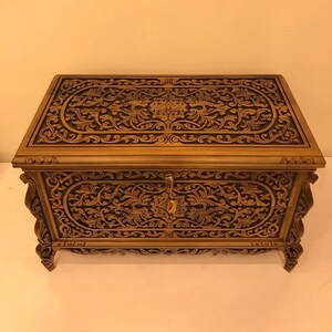 Hand Carved Storage Chest&box, Walnut Wood Trunk Coffee Table - Etsy
