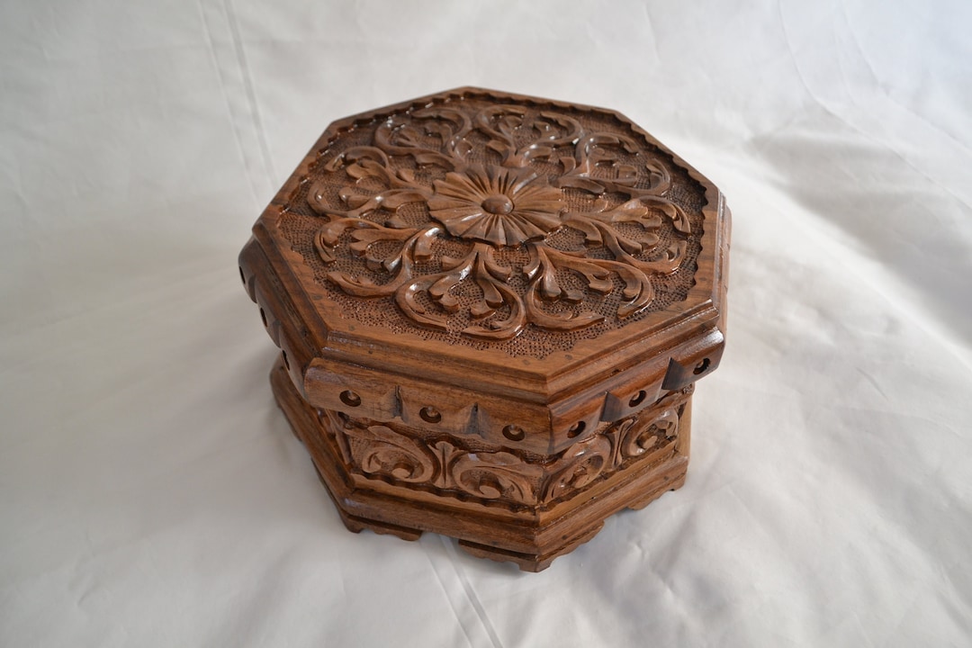 Walnut Wood Jewelry Box, Hand Carved Octagon Keepsake Box - Etsy