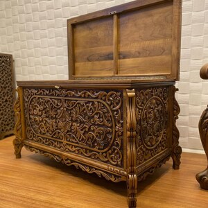 Hand Carved Storage Chest&box, Walnut Wood Trunk Coffee Table - Etsy