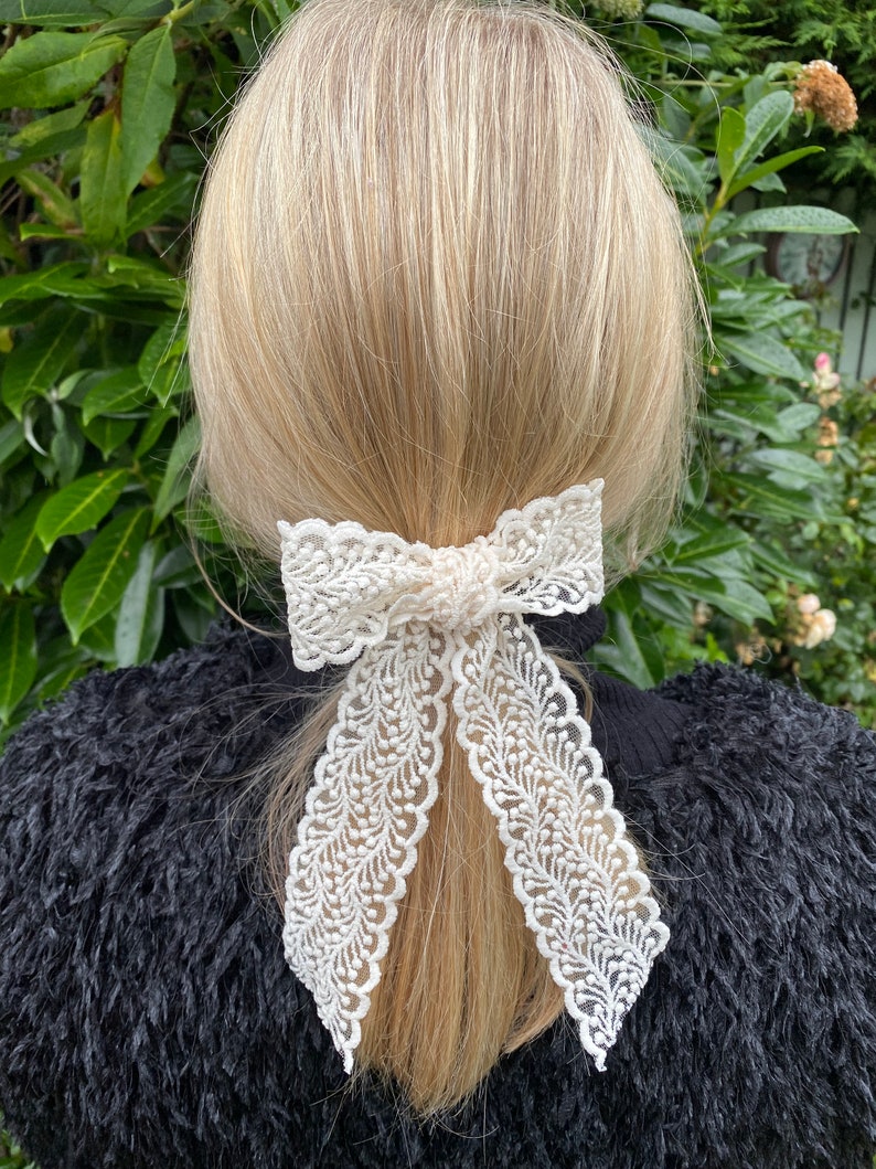 Cream Lace Bow - Etsy