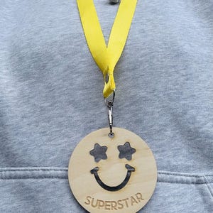 Smiley Face Reward Medals, Eco Friendly Educational Resources for ...