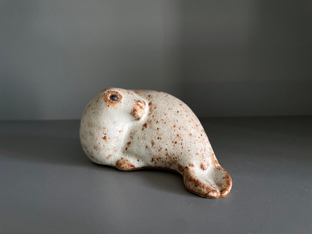 Scottish Pottery Seal Figurine, Moulded Ceramic Seal Ornament, Vintage ...