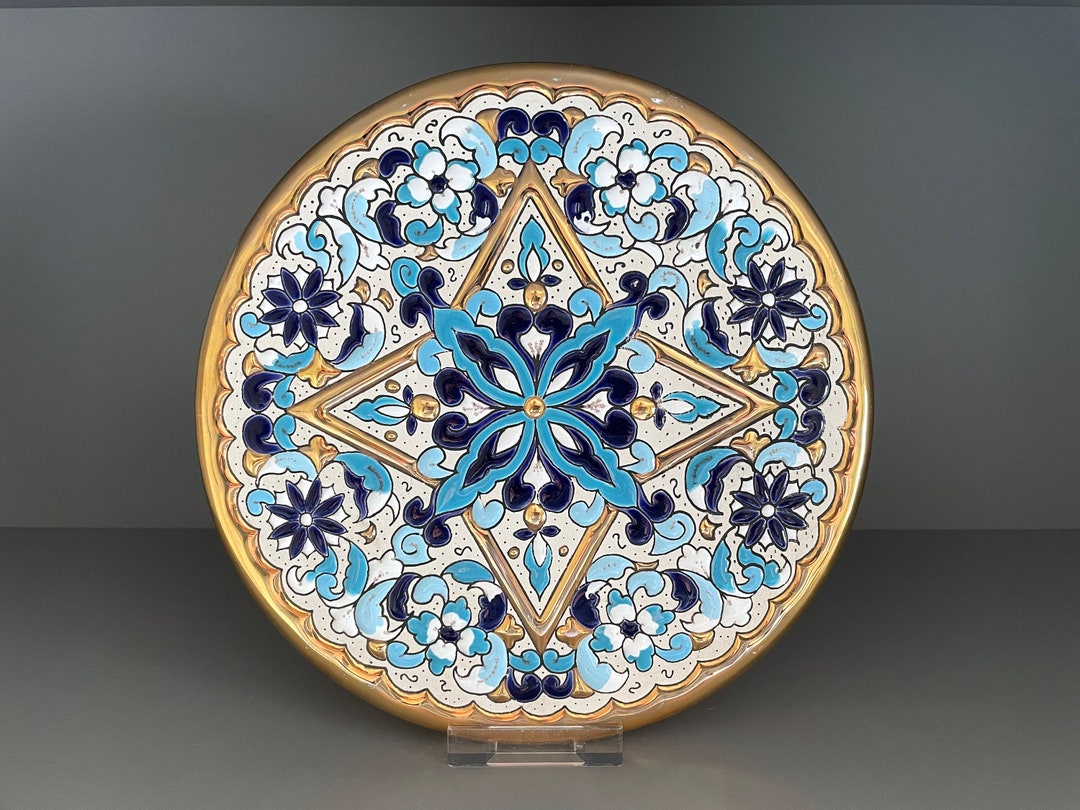 CEMAR Spanish Wall Plate With a Stunning Kaleidoscope Pattern ...